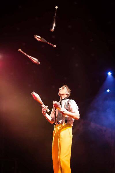 Circusnieuws, circusweb