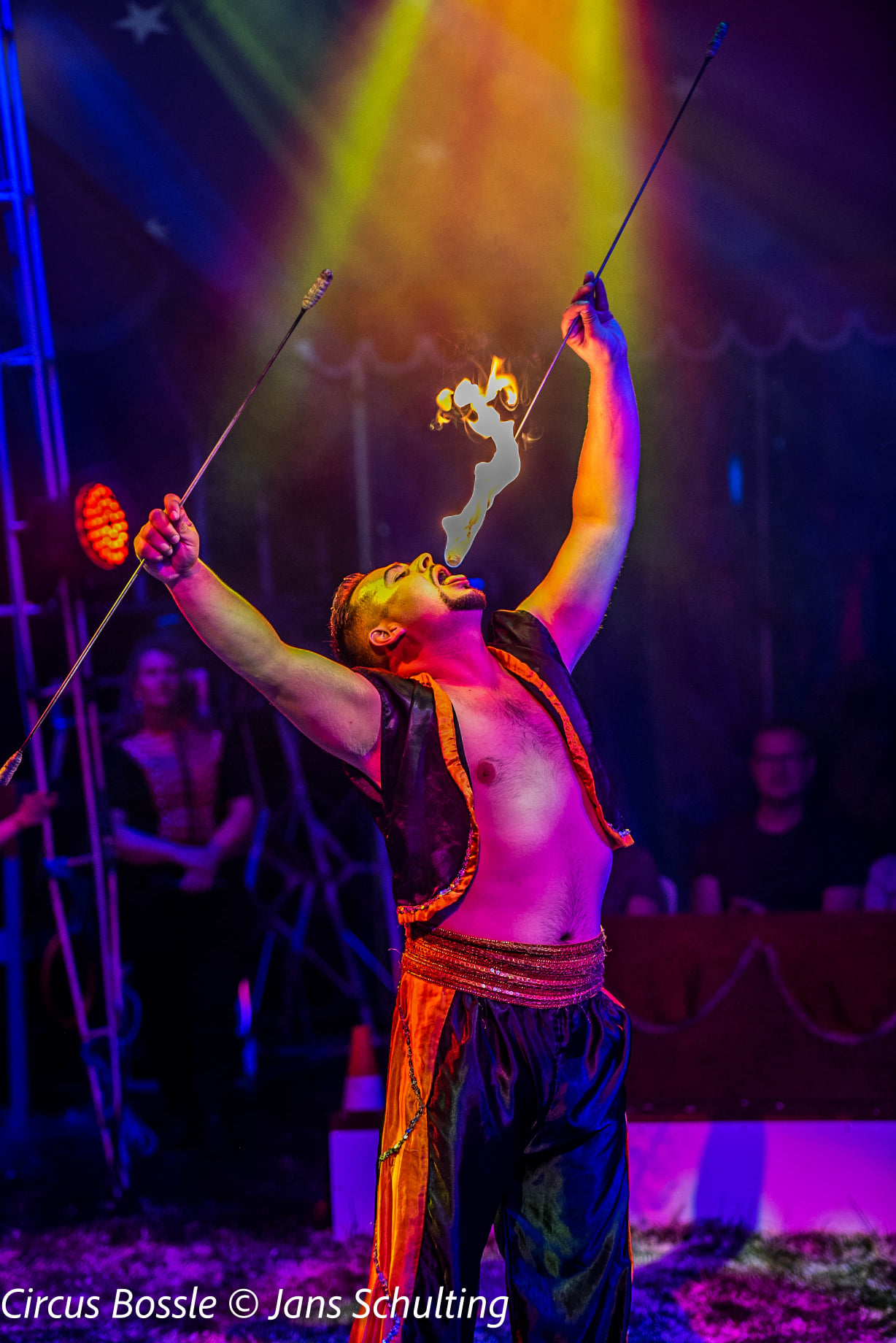 Circus Bossle deel 2 - Circusweb