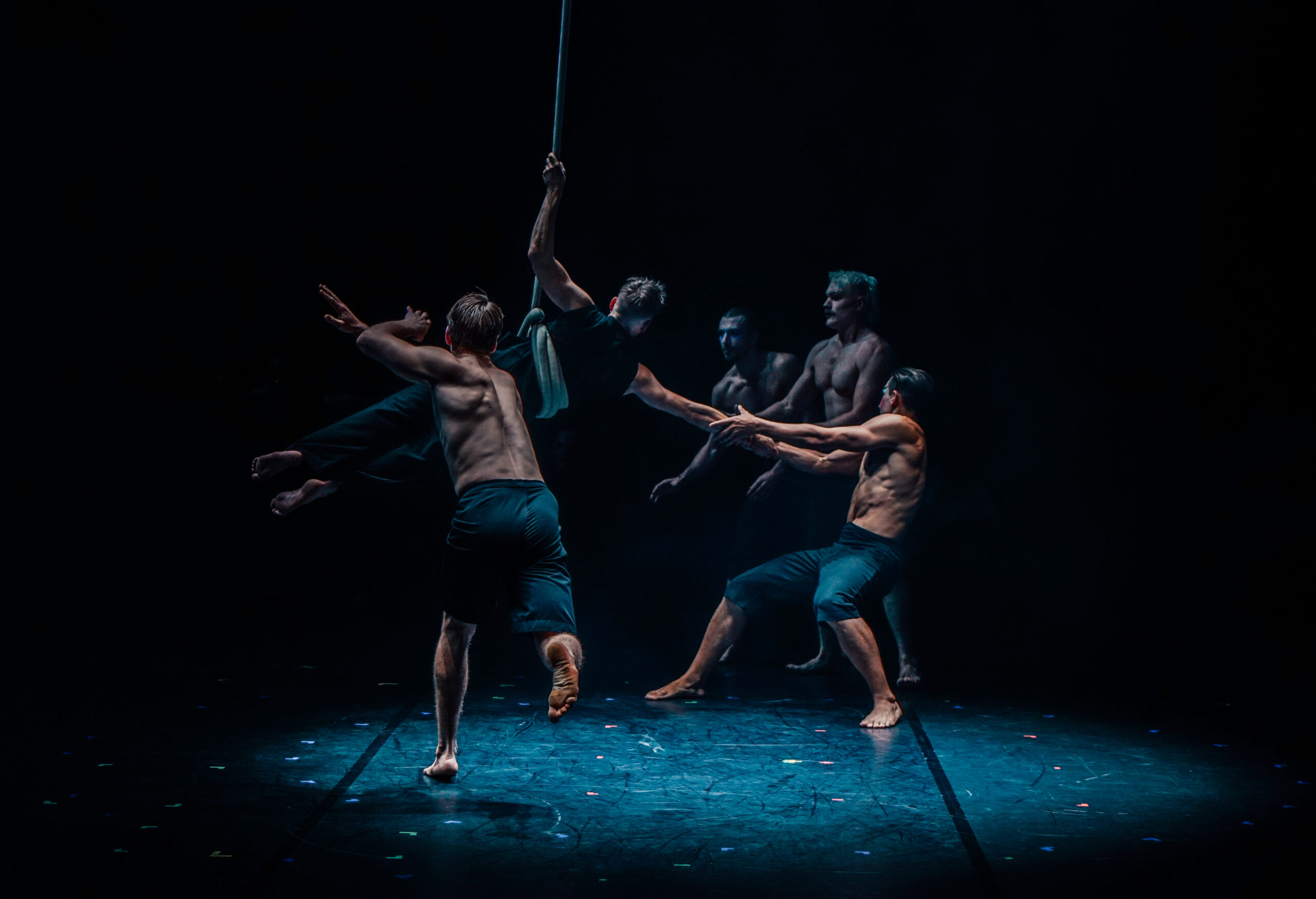 Recensie 'Oscar': een onbeschrijfelijk mooie circus-, dans- en ...